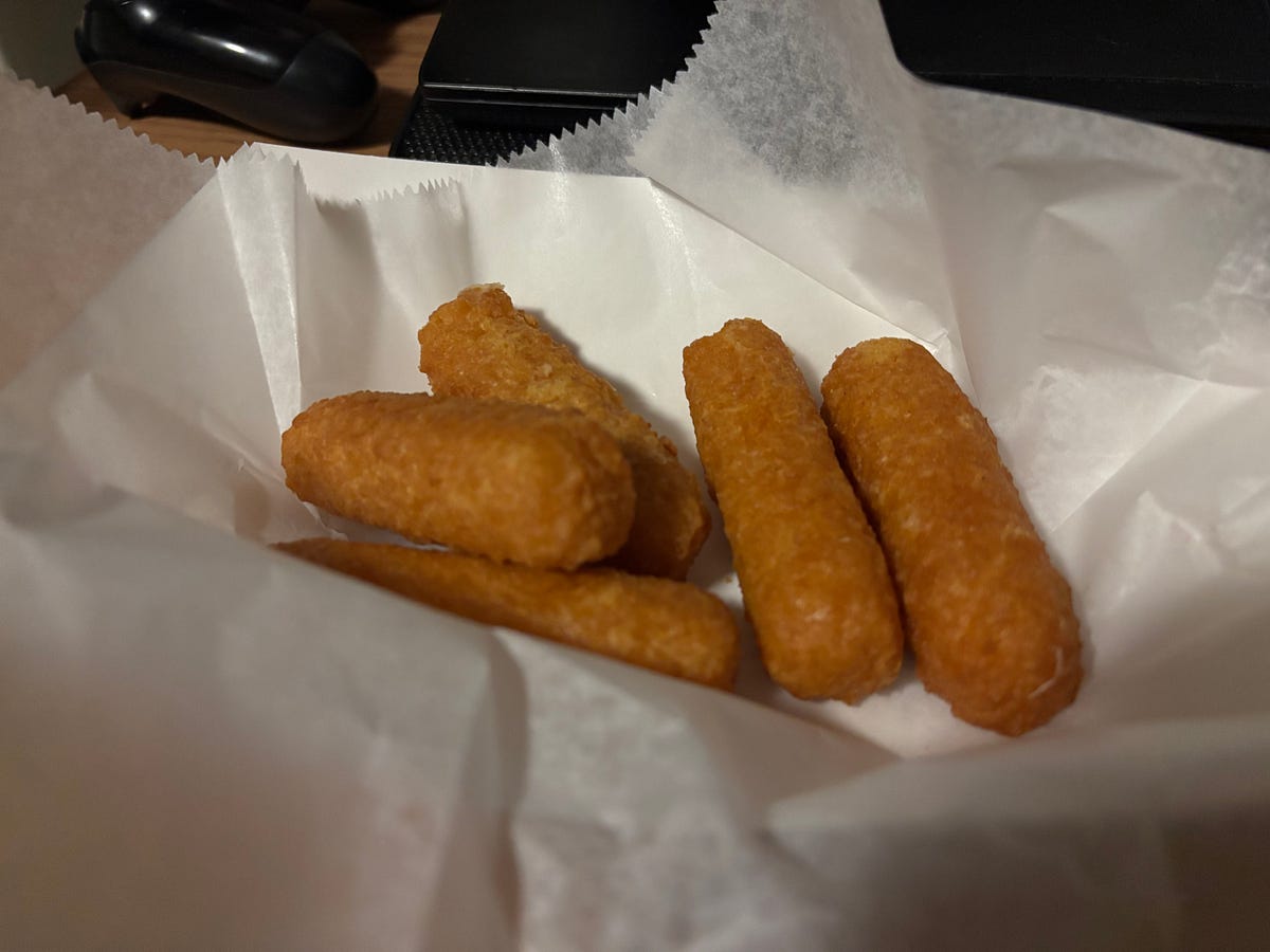 TDubbs Mozzarella Sticks - IMM Review - Medium