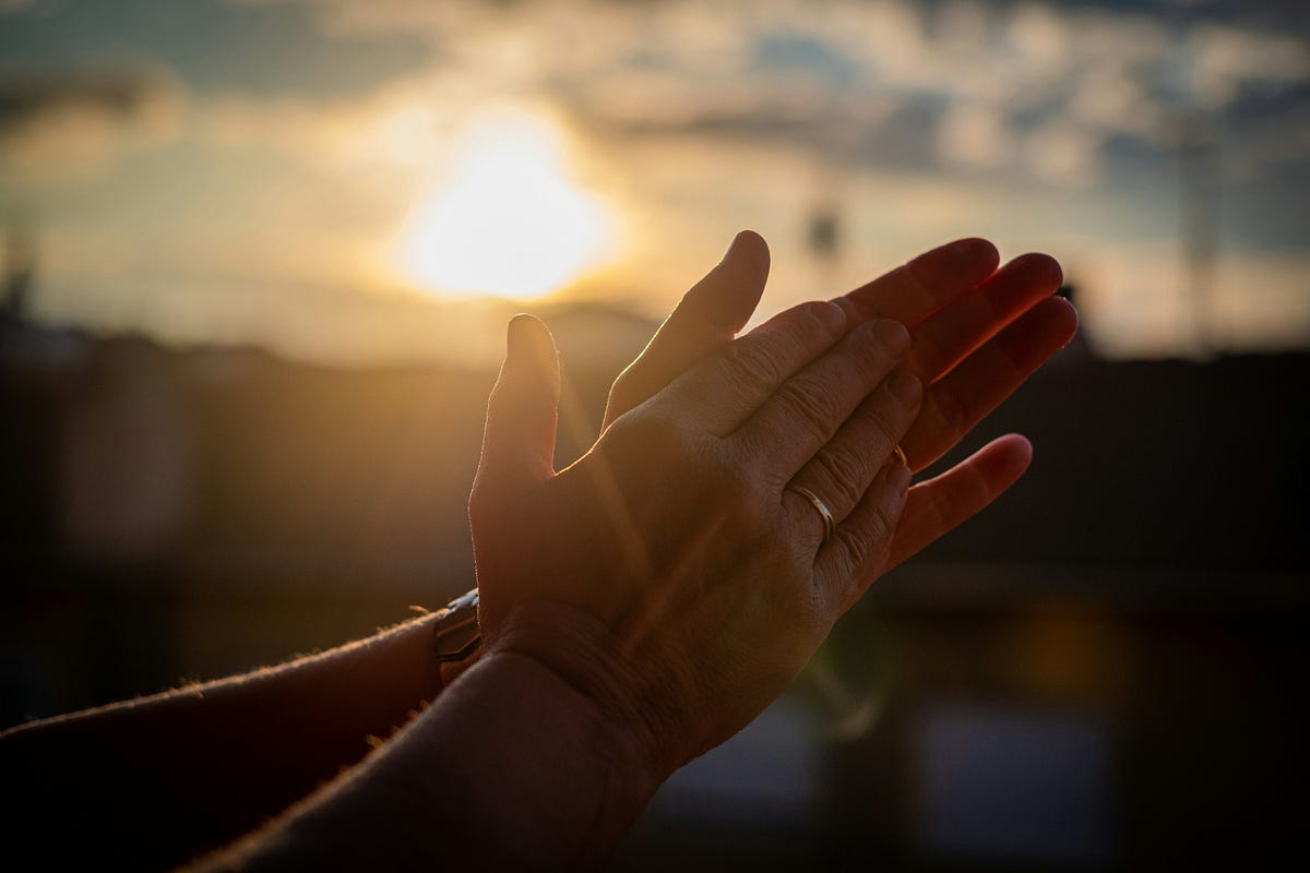 Clap With Your Heart, Not Just Your Thumb | by Reeya Thampi | Readers Club | Jan, 2025 | Medium