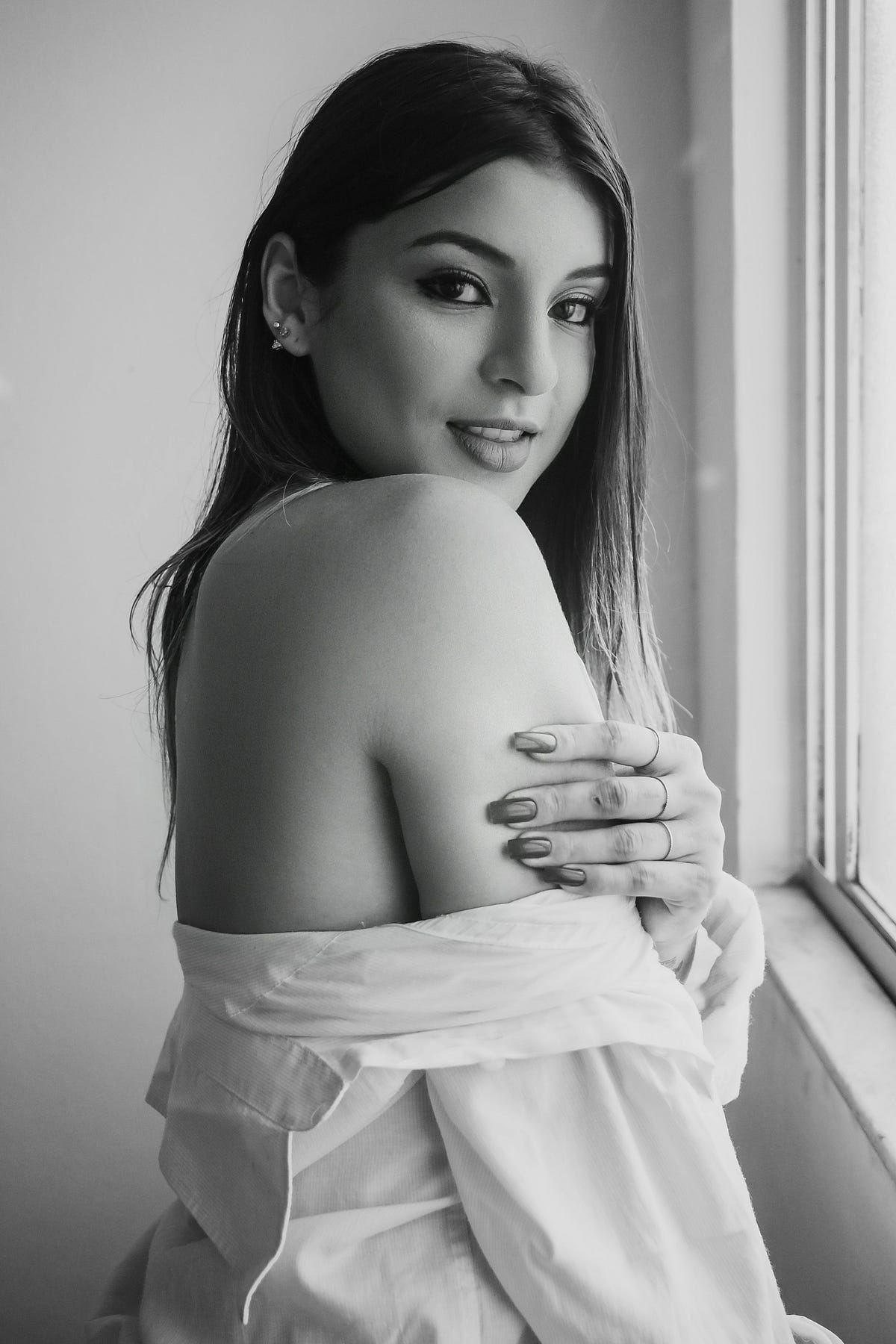 When You’re Intimate, These Three Signs Mean She’s Just Playing Around | by Judith Tipsy | Medium