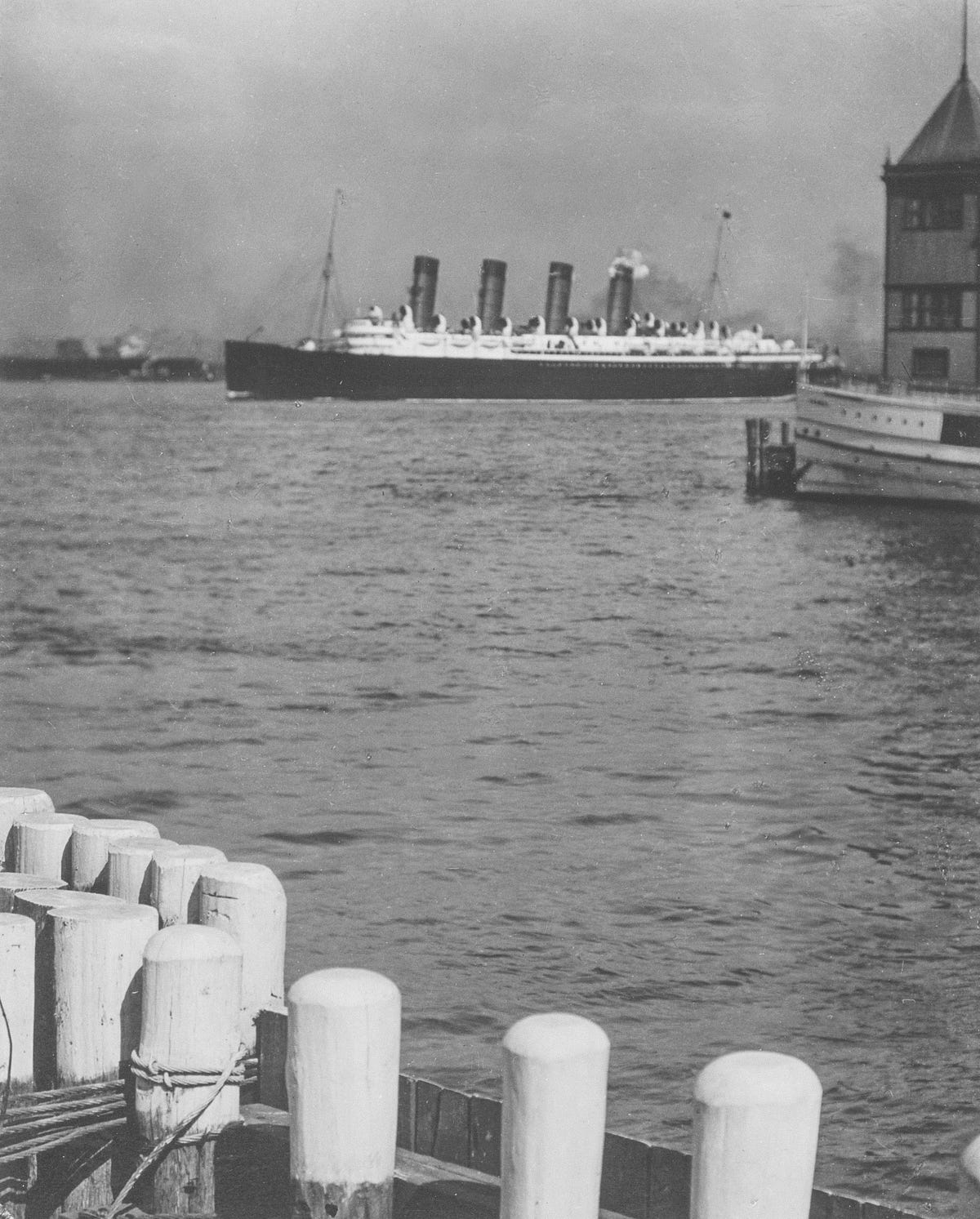 The History of the Mauretania Ocean Liner | by Matthew A | Medium