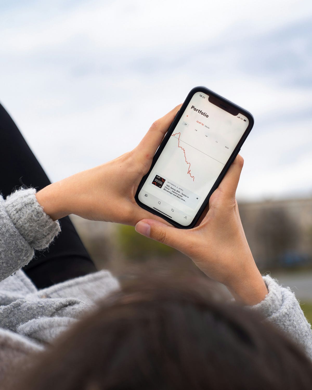 📉 Gold Prices Dip in May 2025: What’s Behind the Slide? | by pam dam | Medium