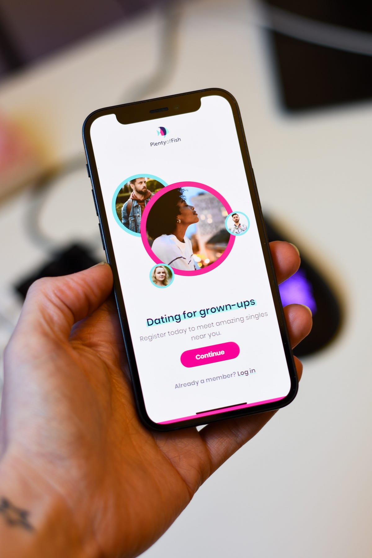 POF Dating App Review: Features, Pros & User Insights | Medium