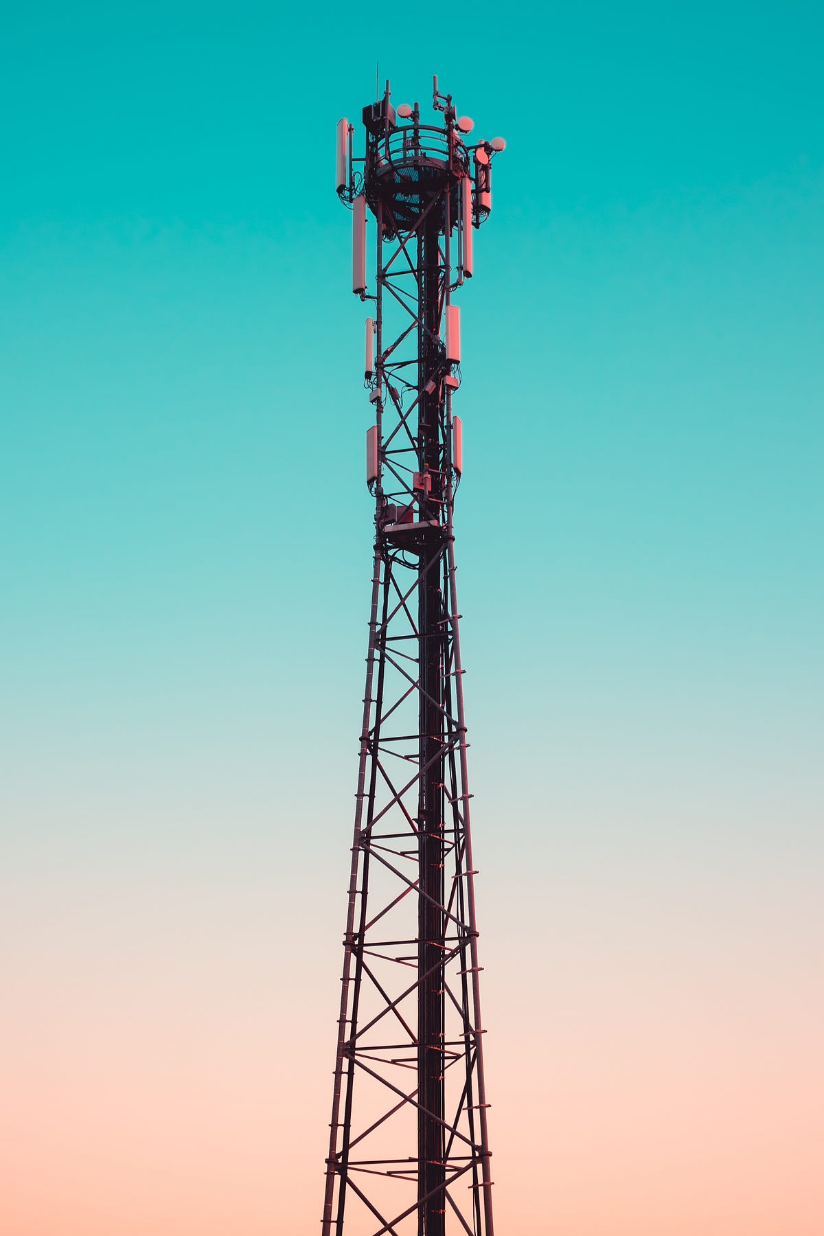 Best Antennas for Helium Hotspot in 2022 | by FootyFactsFrenzy ...