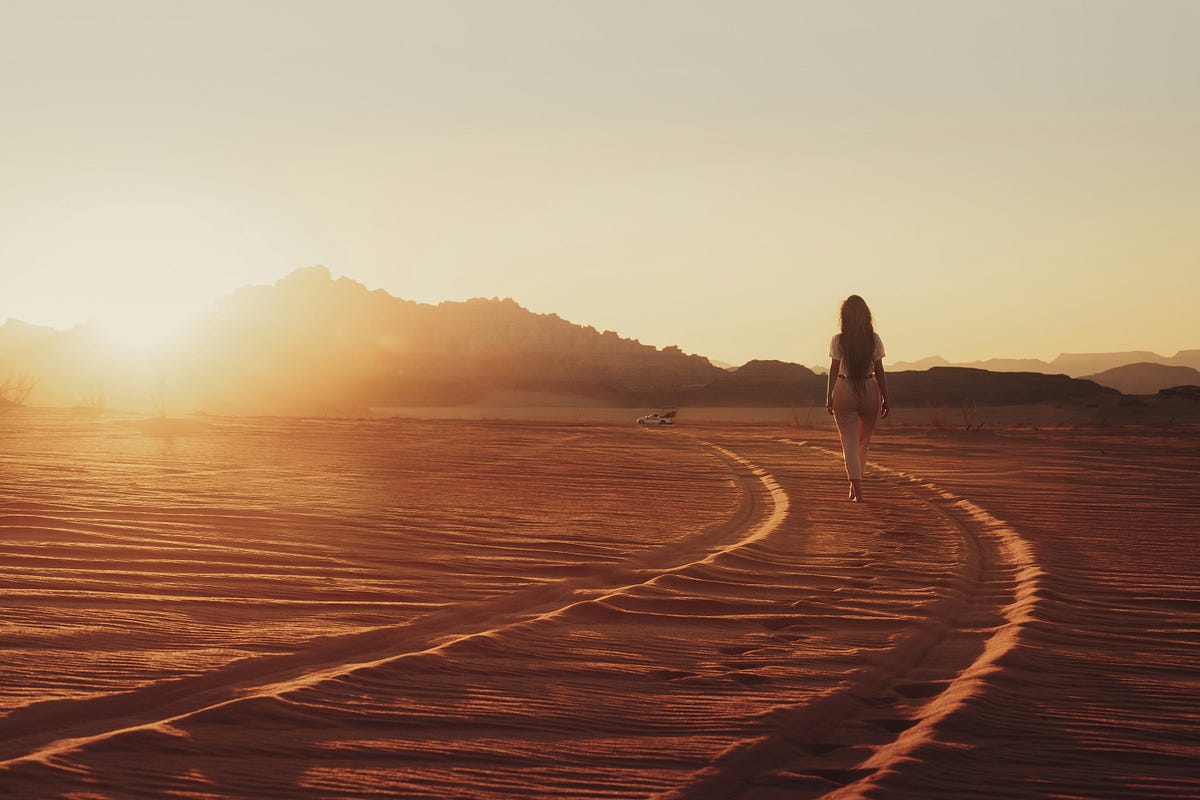 Nomad. A poem | by Laura Constantinescu | The Lark | Medium