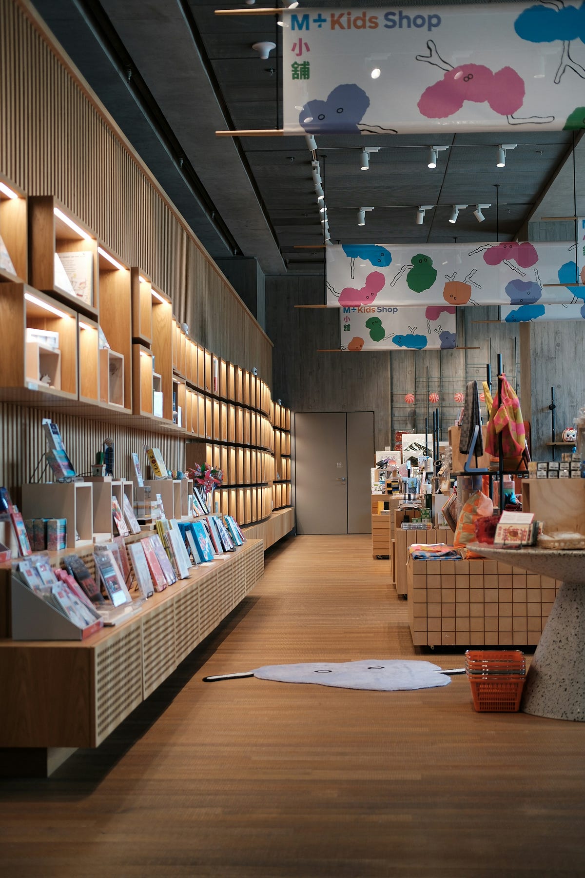 Variety - Leanna Samuels - Medium