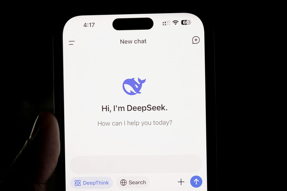 DeepSeek R1 und die wahre Kostenrechnung der KI-Revolution | by Roger Basler de Roca | Medium