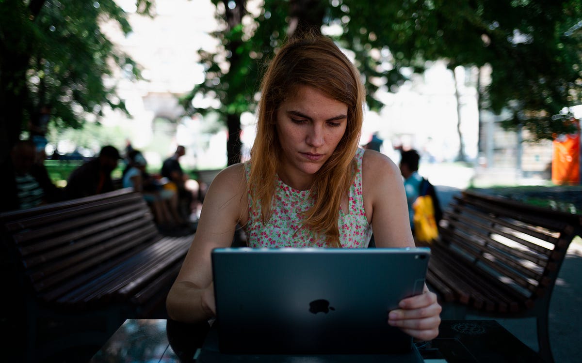 How to Stay Focused While Reading: Evidence-Based Tips | by MRCOLLINSFX ...
