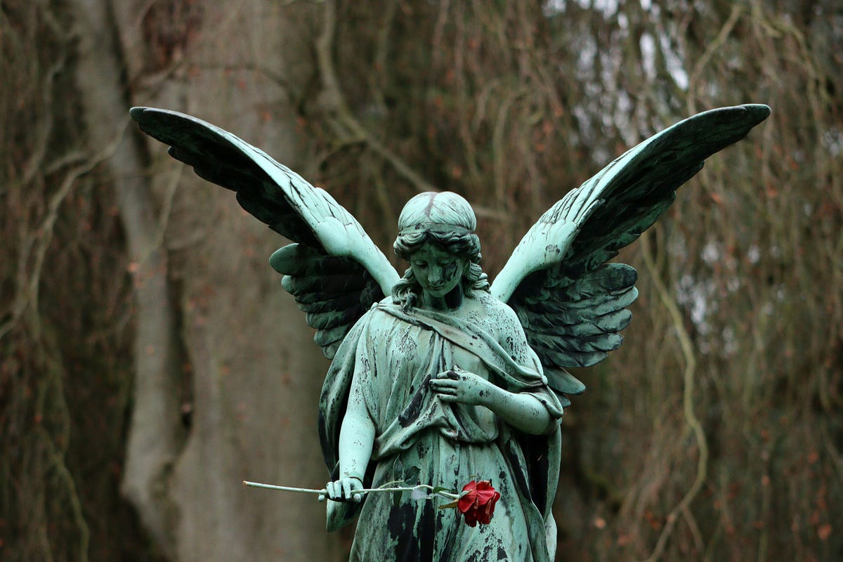 Half-Moon Devil. not an Angel | by 𝑷𝒐𝒍𝒂𝒓𝒊𝒔 | Medium