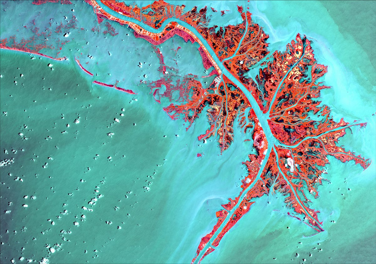 ESRI’s Utility Network Model: What It Is and Why It Matters | by Kyle ...