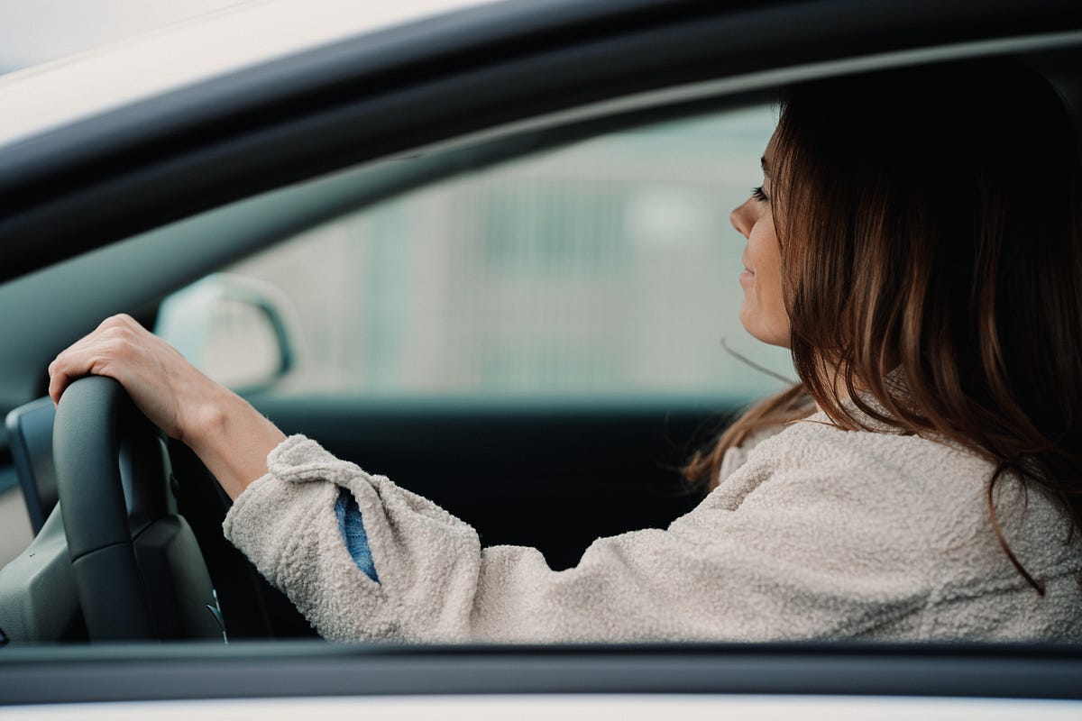 8 Practical Fuel-Efficient Driving Techniques That Reduce Gas Costs ...