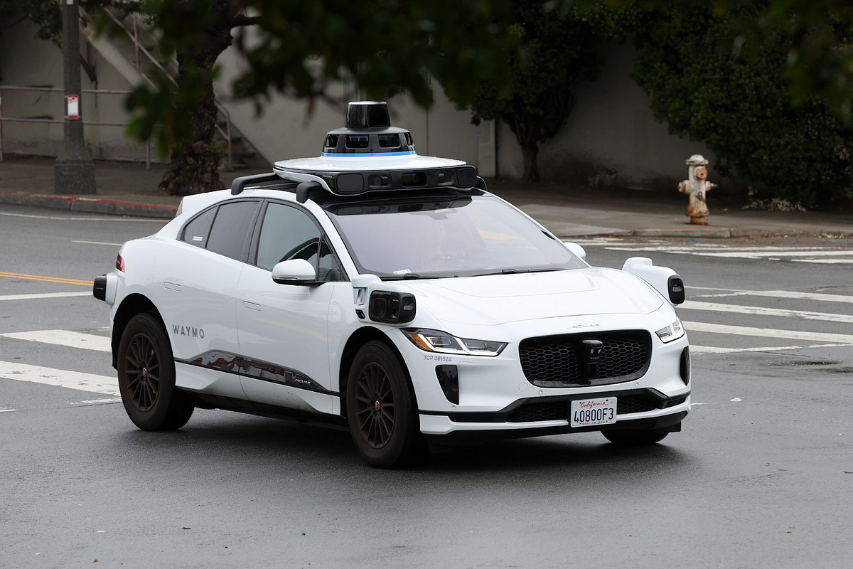 The Loss of Control in Autonomous Vehicles | by Emma Yu | Design Ethics ...