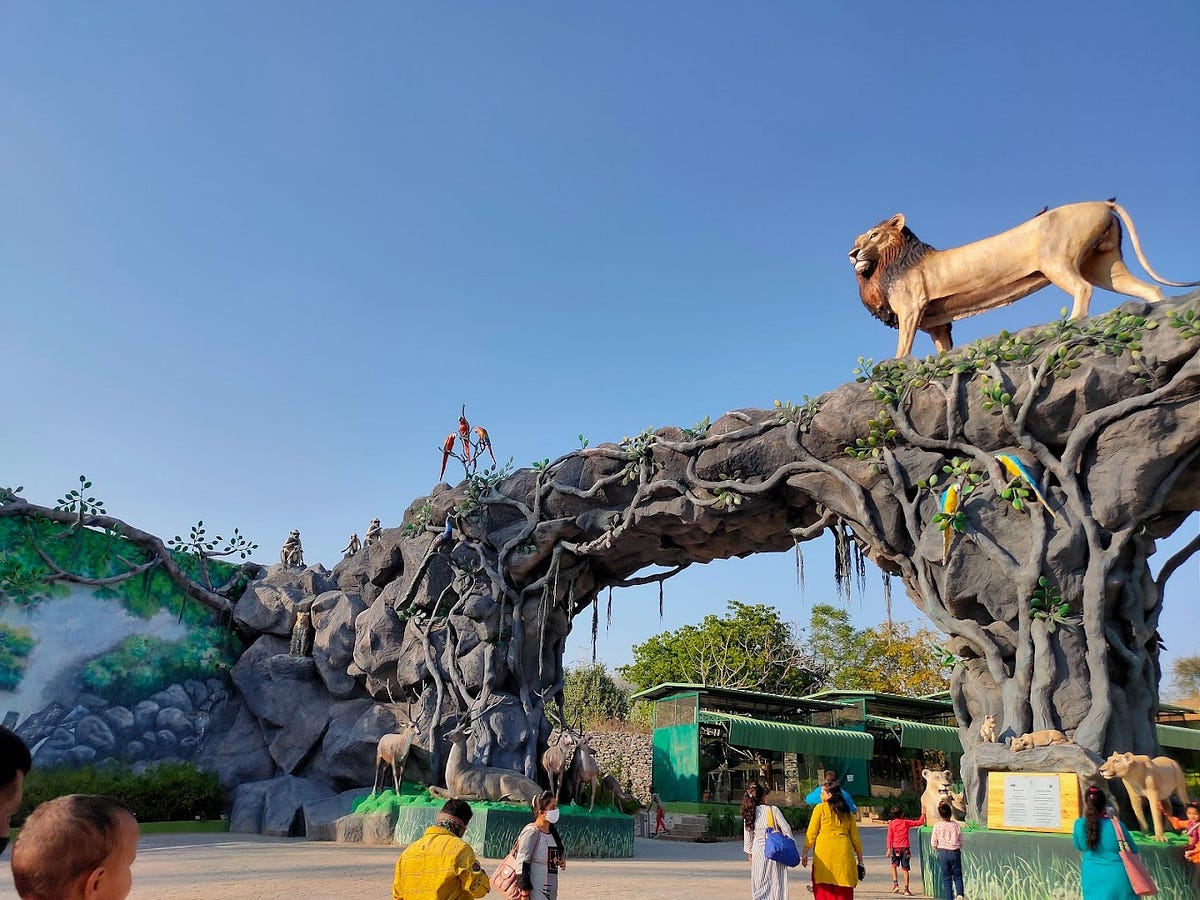 “Discover Wildlife Wonders at the Jungle Safari near the Statue of ...