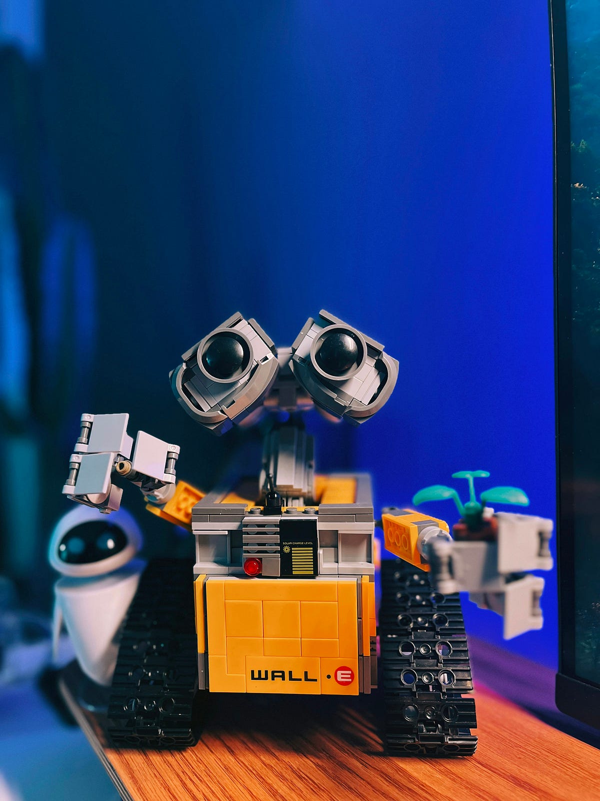 Do You Know About WALL-E From 2008? | by Ryan Haire | Mar, 2024 | Medium