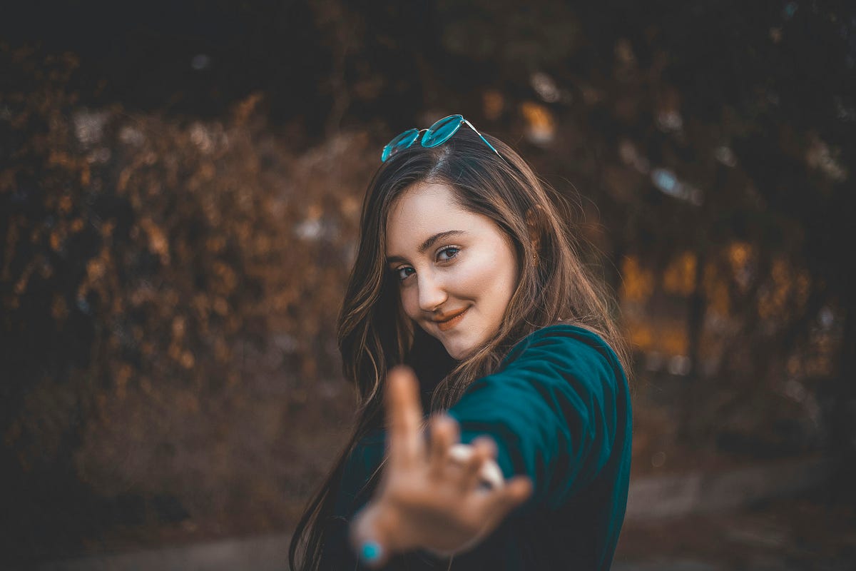 6 Compliments Young Women Love to Hear from Older Men | by Hello Medium | Jul, 2025 | Medium