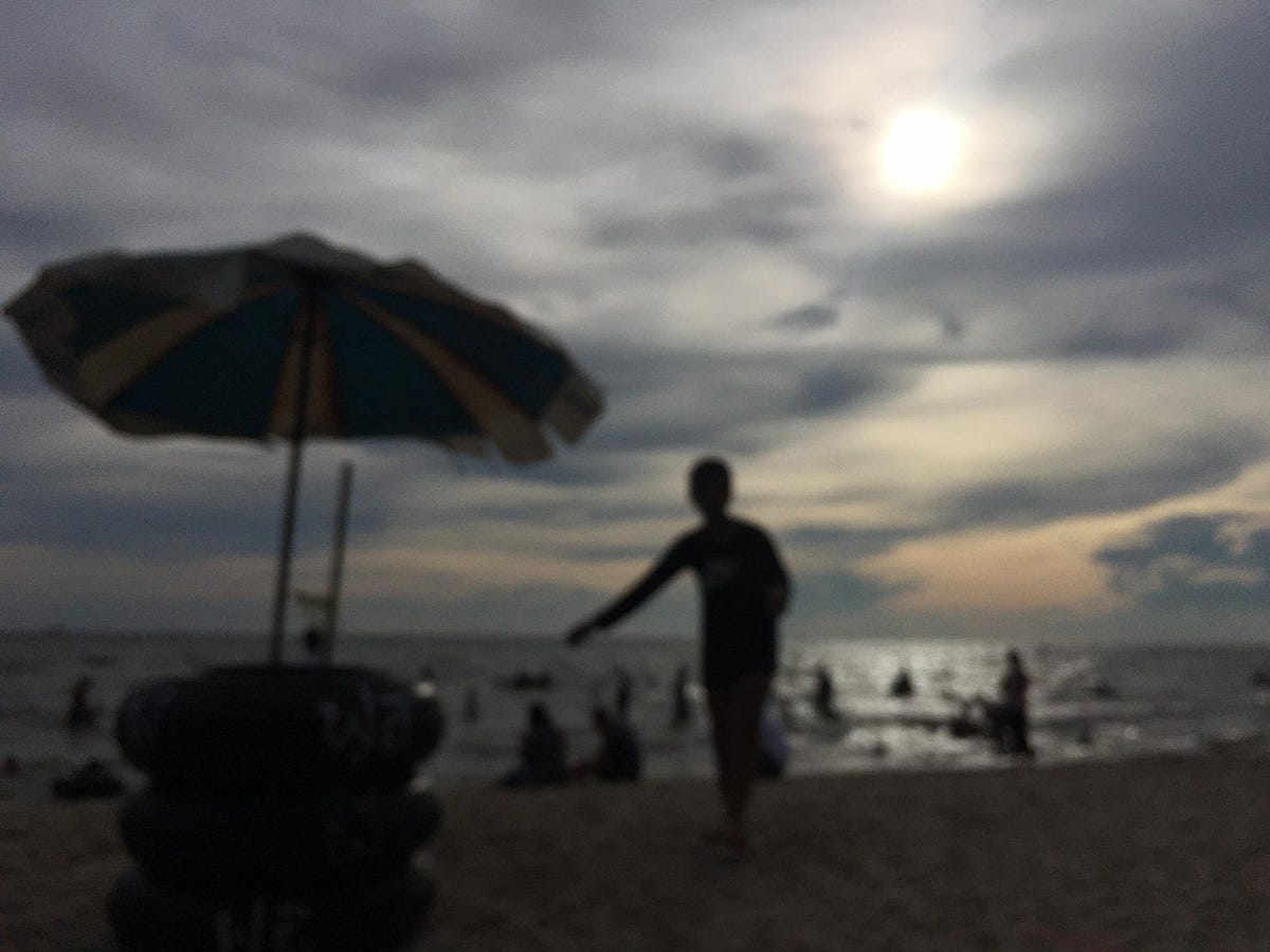 Visualizing Kernels and Feature Maps in Deep Learning Model (CNN) | by ...