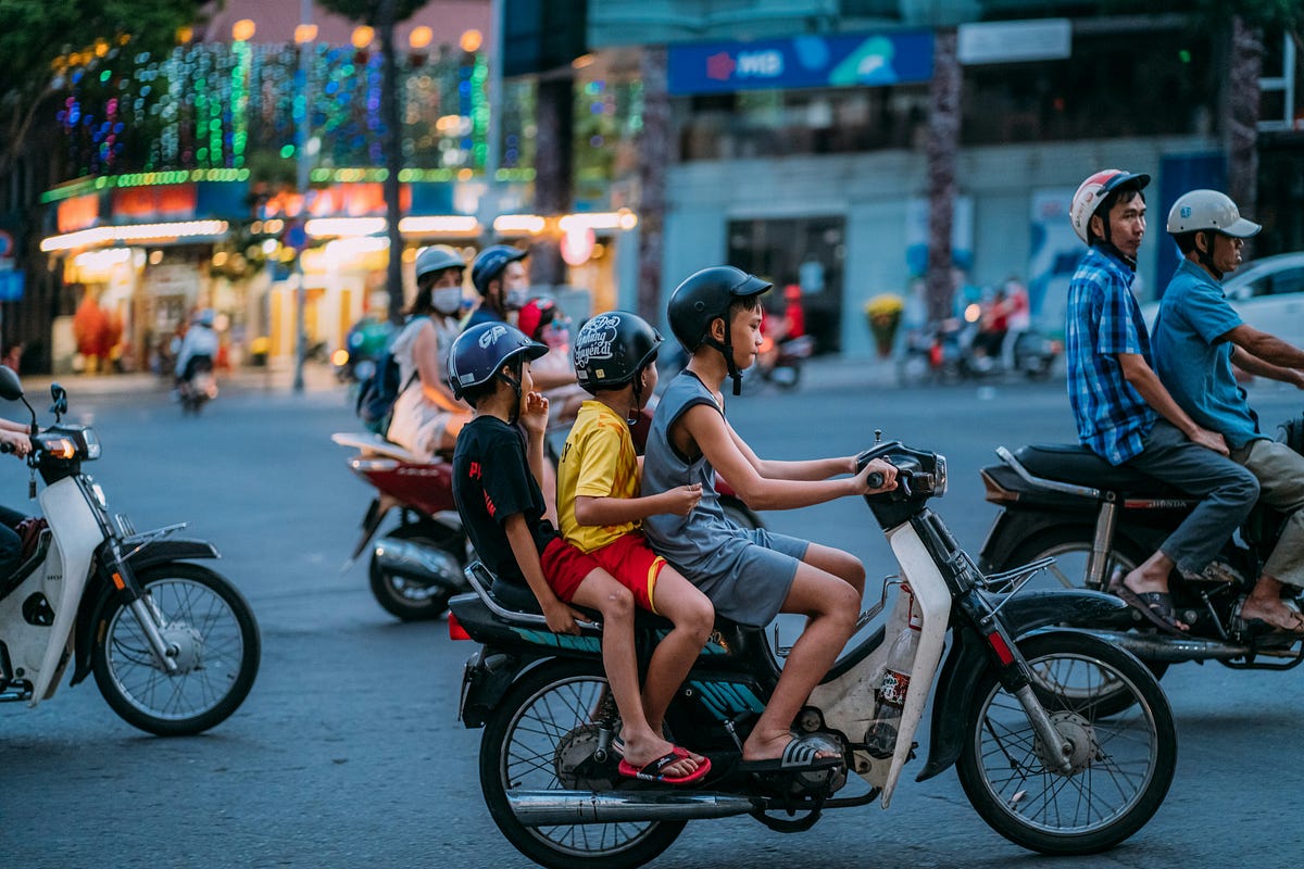 Exploring the former capital of South Vietnam | by Mumbles on the Move ...