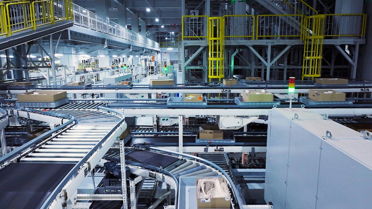 The Next Industrial Evolution: How AI Is Transforming Manufacturing and Distribution | Thai Vong ...