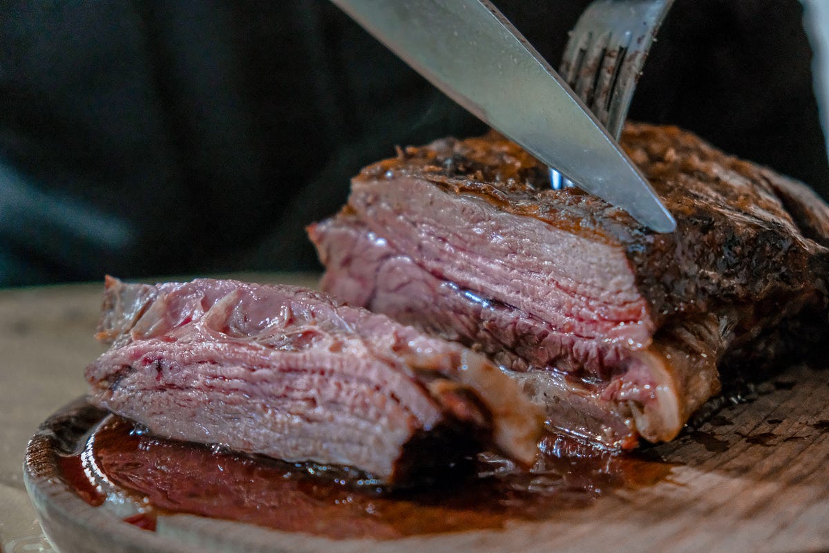 The bleeding edge of cultivated meat | by Rebecca Screnci | Medium