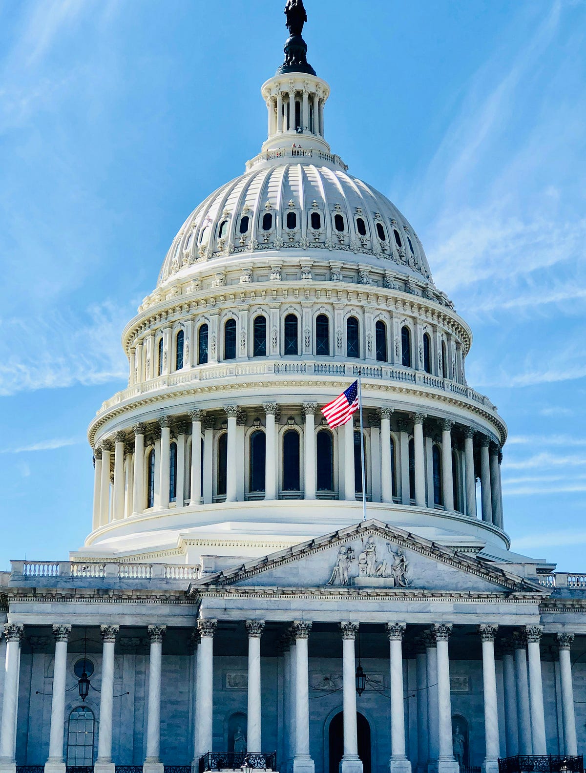 What’s the Difference Between Power, Authority, and Influence? (And Why ...