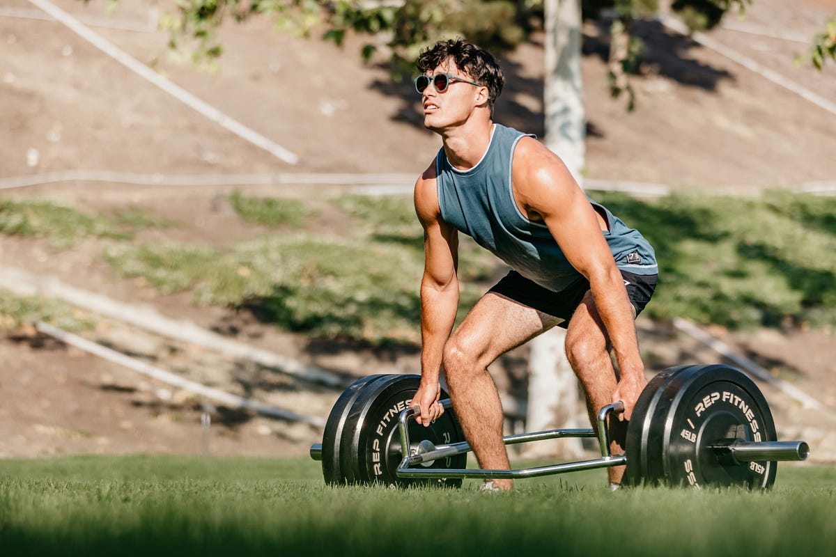 The Only Exercises You Need To Bulletproof Your Knees and Stay Injury ...