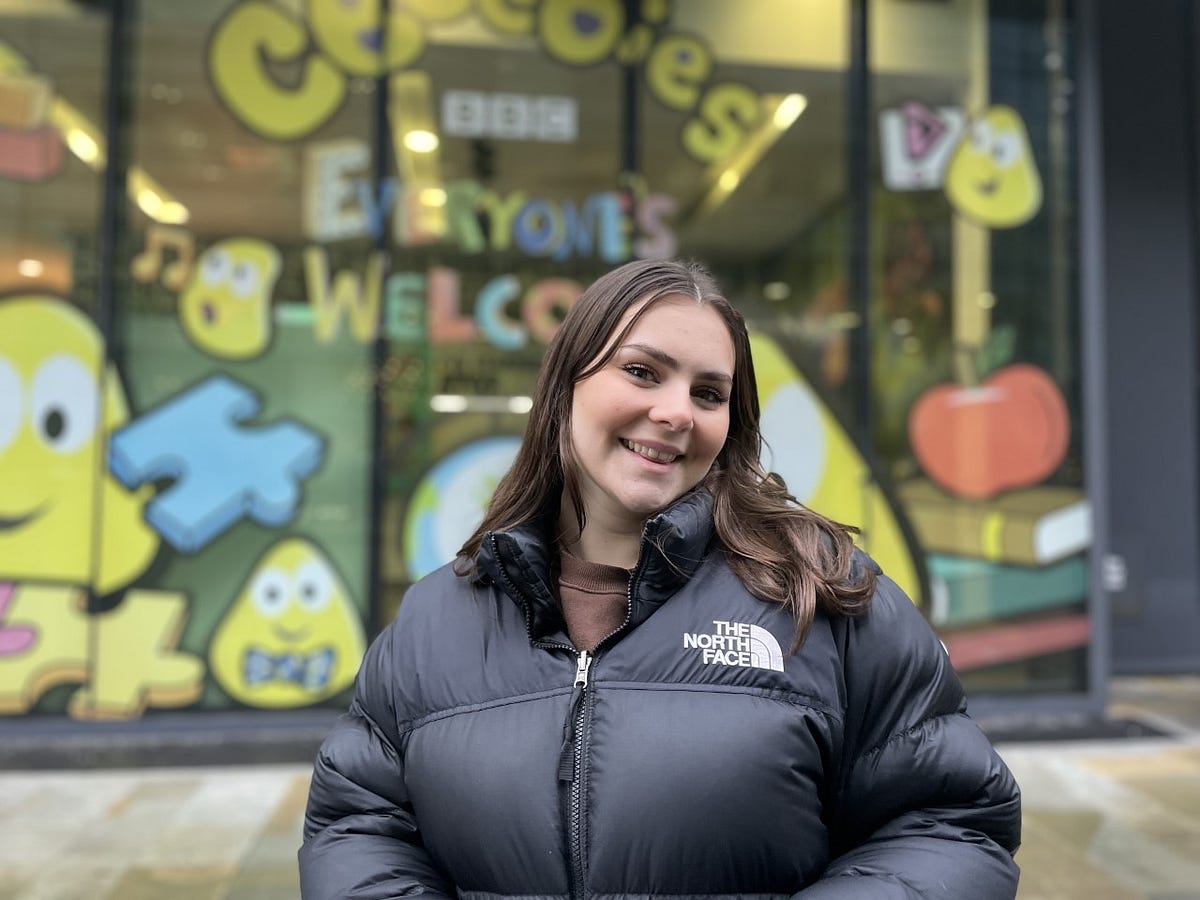 Young Journalist in Media City. This is Anna Stelfox, age 18, is a ...