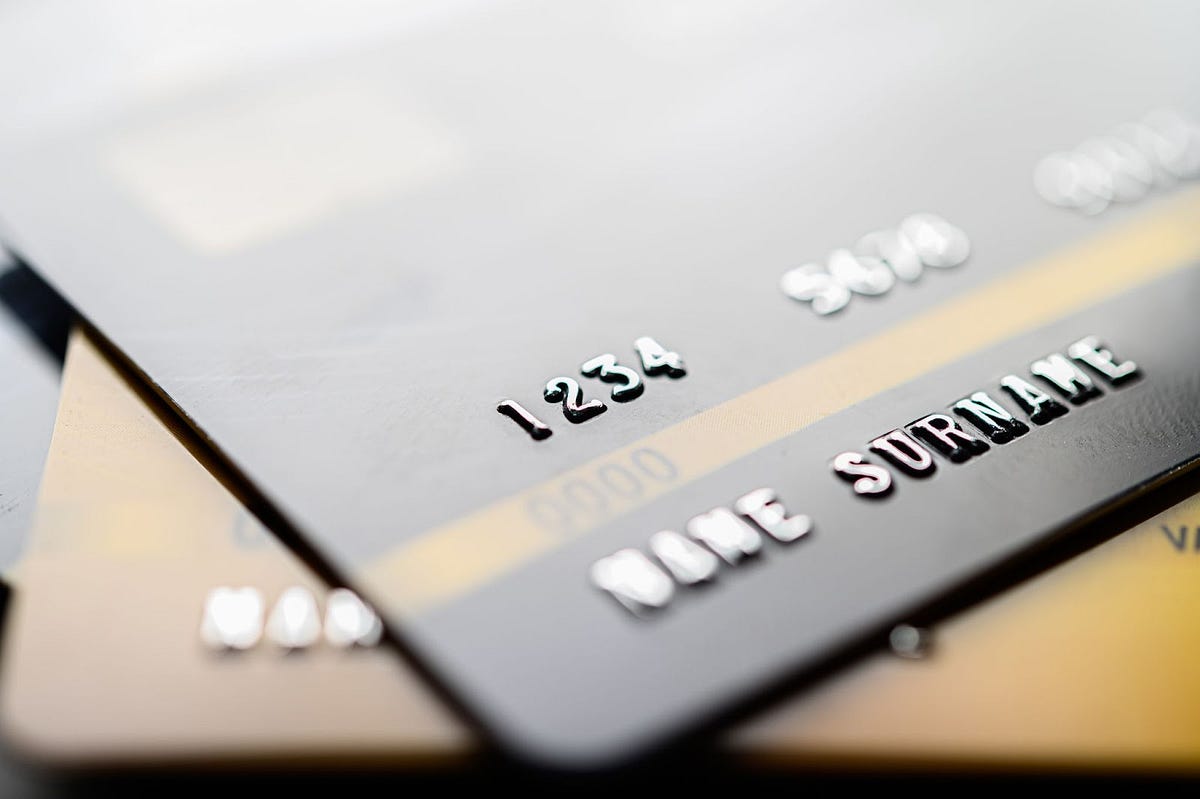 “Platinum Aura Edge Visa Credit Card: Redefining Luxury and Convenience ...
