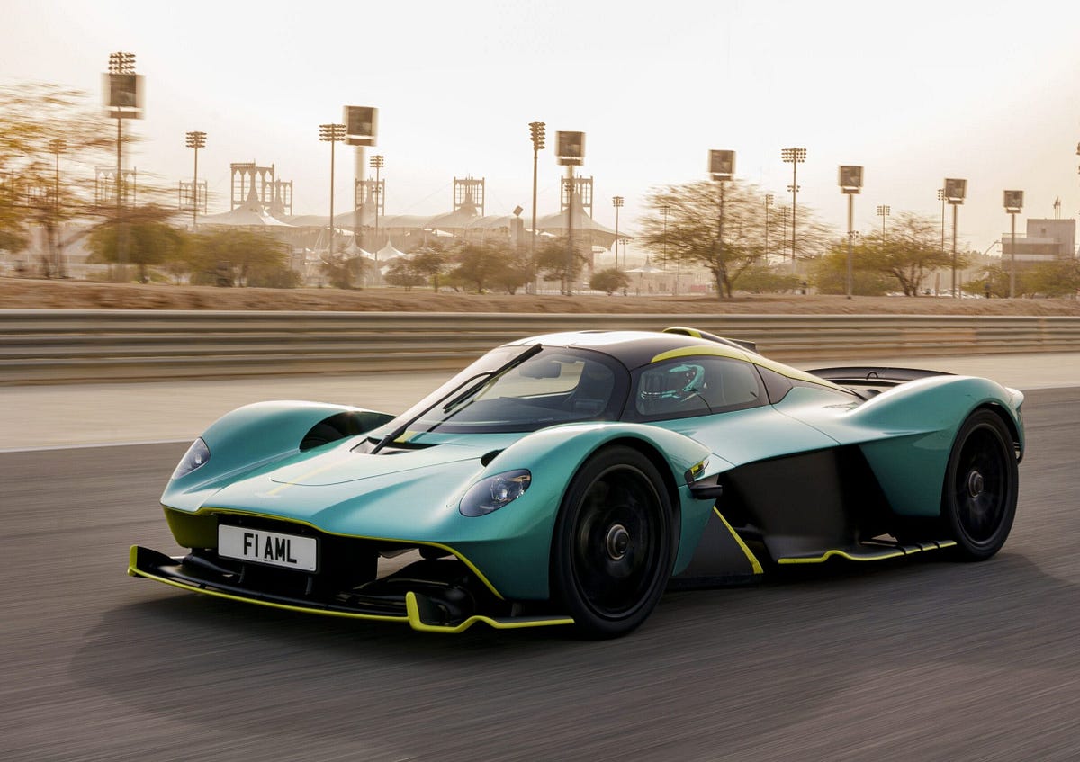 Unleashing the Different of Automotive Innovation : Aston Martin ...