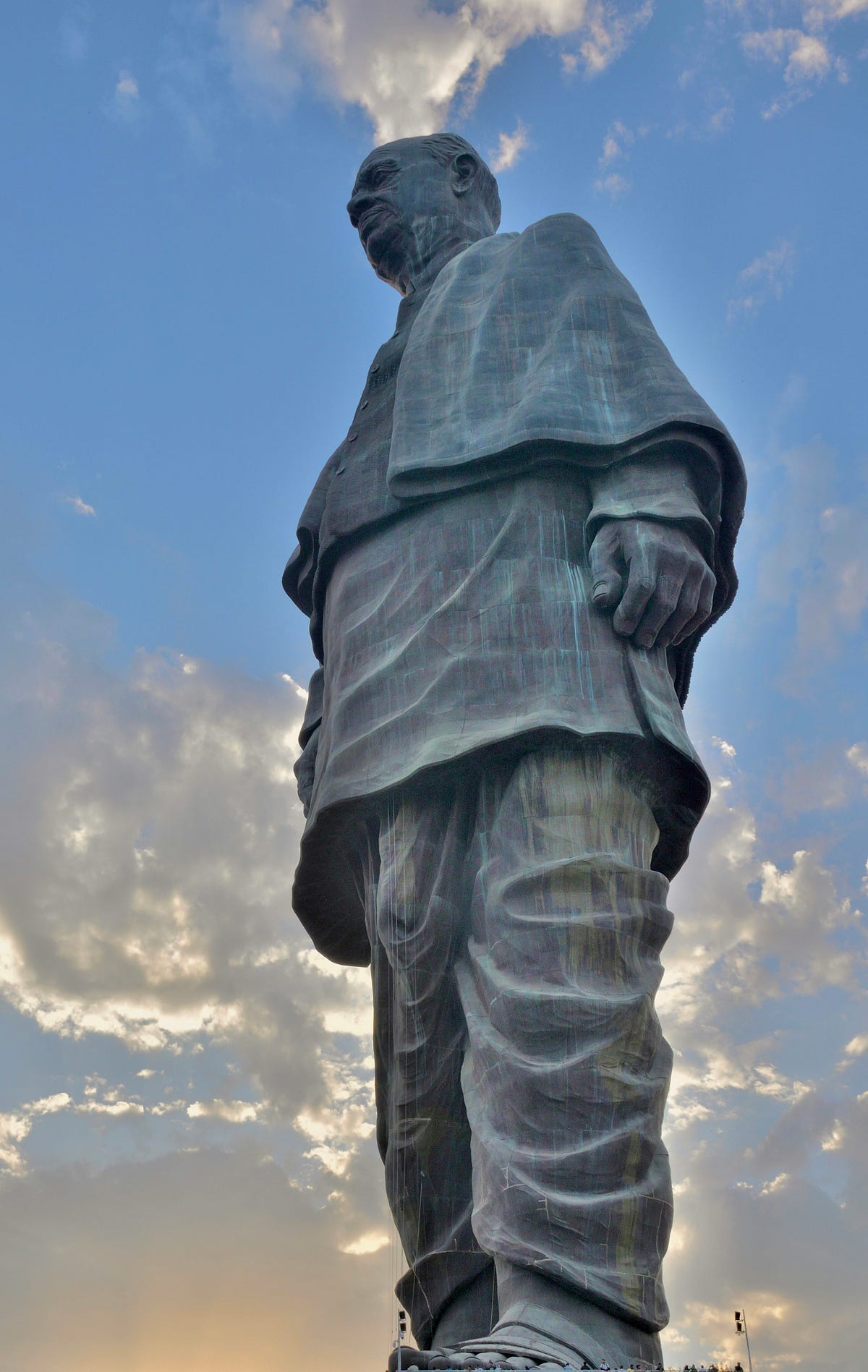 Navigating the Echo Chamber: How to Respectfully Disagree in a Divided ...