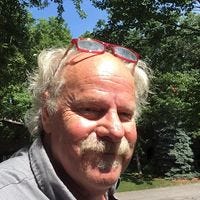 Scott Thomsen – Medium