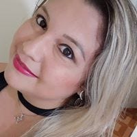 Aline Brito – Medium
