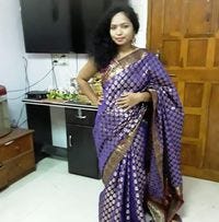 Prashansa Howale – Medium