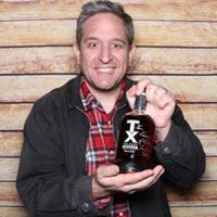 Thomas Elliott – Medium