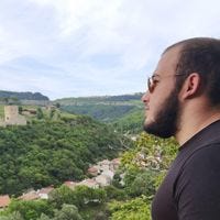 David Yanchev – Medium