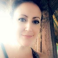 Suzy Hayes – Medium