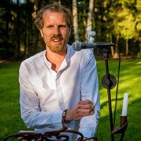 Dirk Koops – Medium