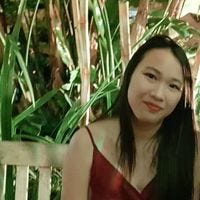 Chloe Lee – Medium