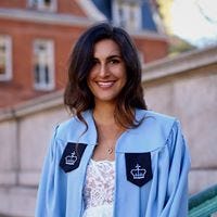 Cassandra Fernandes – Medium