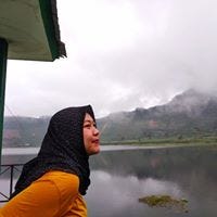 Rita Sundari – Medium