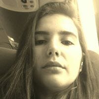 Isnayara Raysa Andrade – Medium