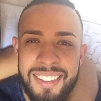 Vinicius Gomes – Medium