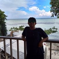 Ade Sopian – Medium