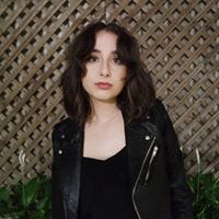 Zoe Gomez – Medium