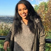 Mona Robbins – Medium