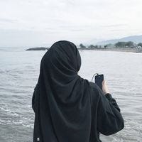 Rini Dewi Astuti – Medium