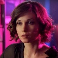 Lucia Shuster – Medium