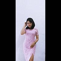 Inezia Tania – Medium