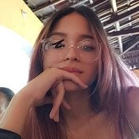 Ana Lívia – Medium