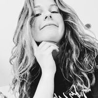 Emma Lacey – Medium