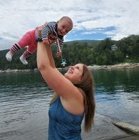 Maureen Reid – Medium