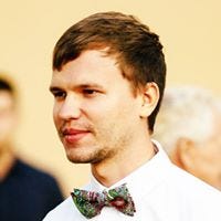 Dmitriy Malyshev – Medium
